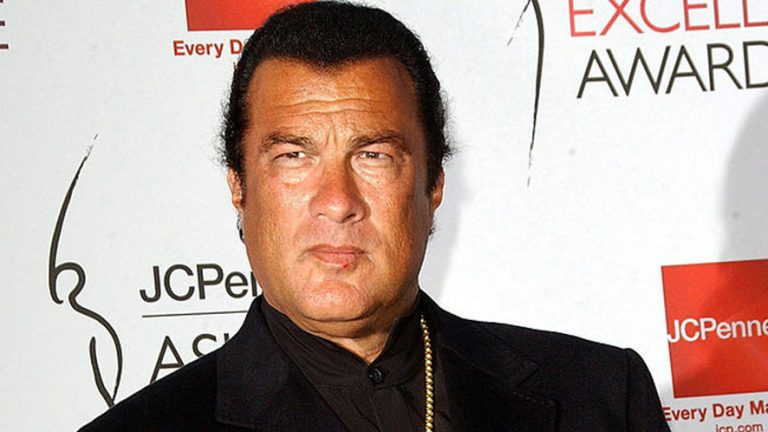 Does Martial Arts Prowess Steven Seagal Wear a Wig?
